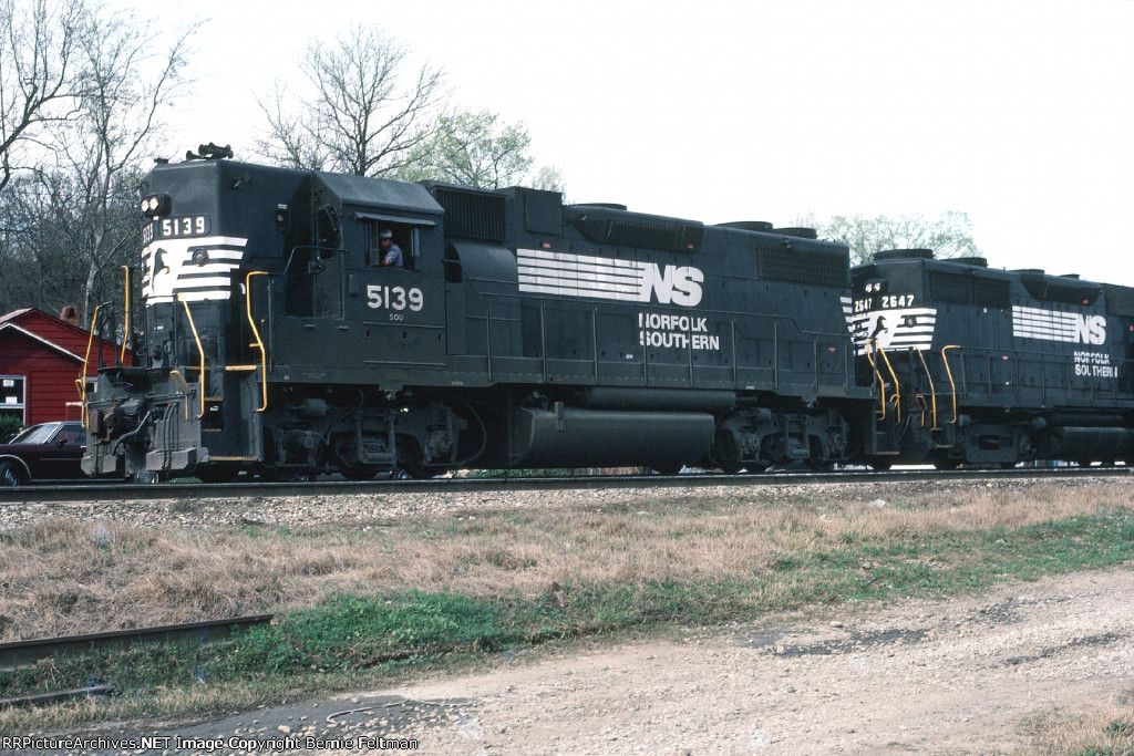Norfolk Southern GP38-2 #5139, leading a Mobile (AL) train, departs Norris Yard